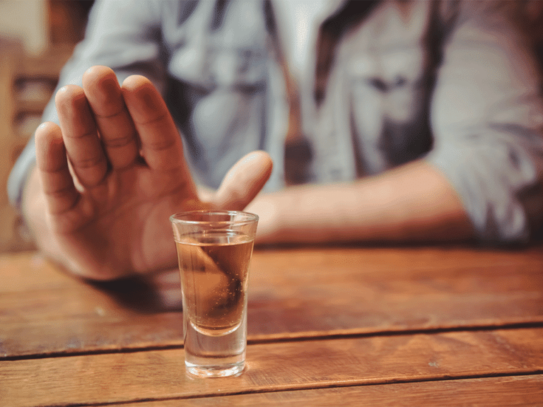 Alcoholic Eyes: The Impact Alcohol Has on Your Eyes
